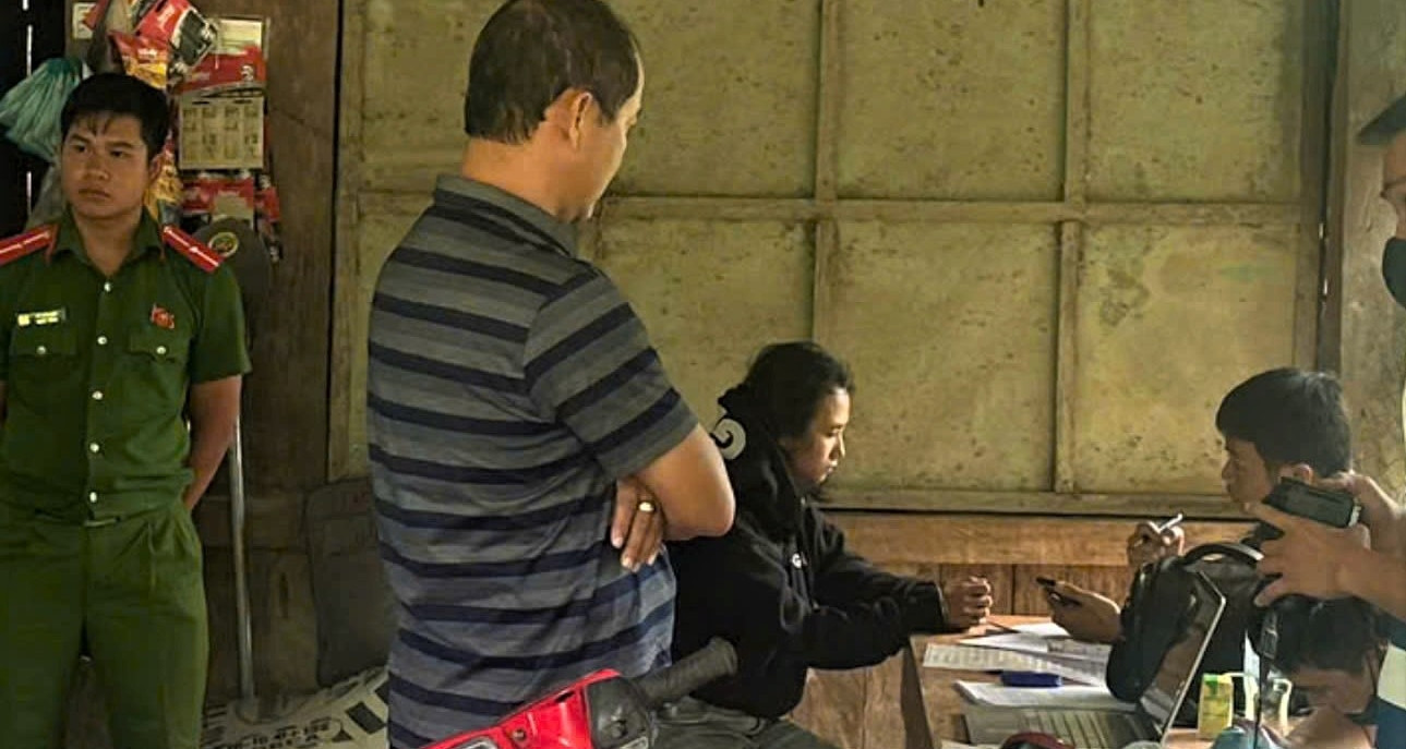 Lời khai của người phụ nữ trẻ sau khi siết cổ chồng tử vong