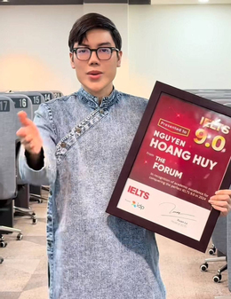 Huy Forum khuấy đảo cõi mạng, giành nhiều học bổng quốc tế danh giá
