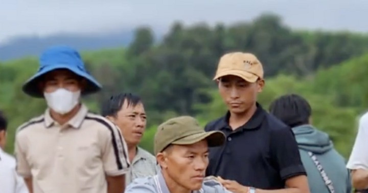 Chàng trai H'Mông gây sốt mạng với clip về trò chơi đánh cù