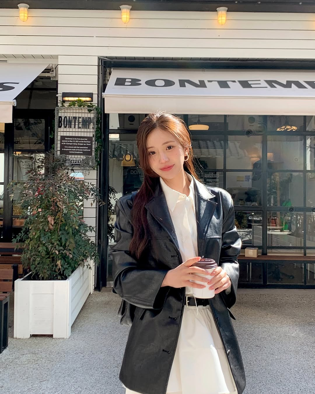 4 kiểu blazer đang được phụ nữ Hàn mê diện nhất lúc này