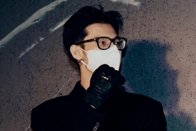 Rapper MCK làm điều điên rồ