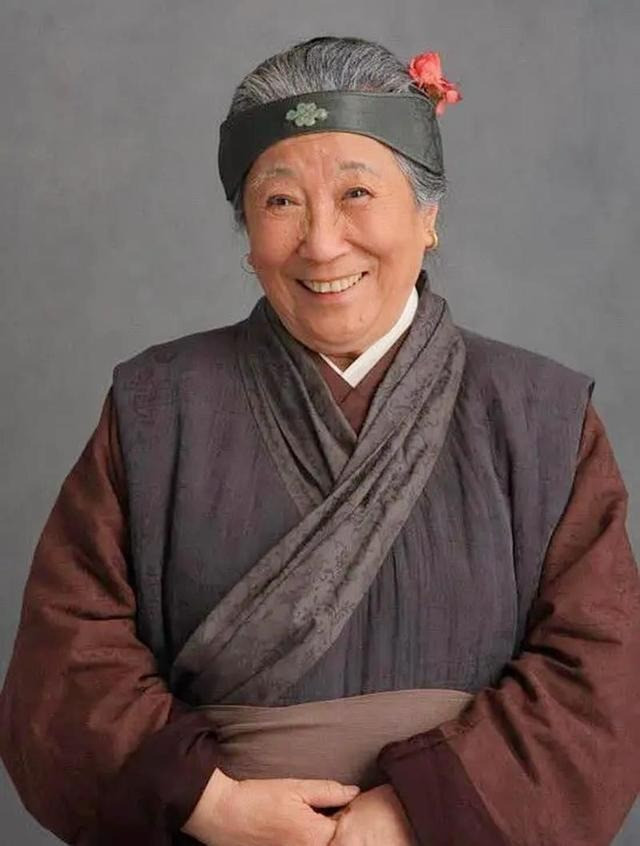 Diễn viên Hồng lâu mộng qua đời