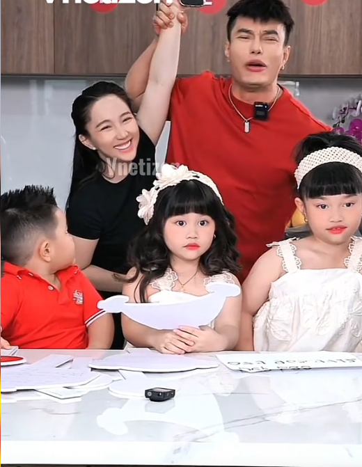 Sự thật tin đồn Lê Dương Bảo Lâm và vợ ly thân