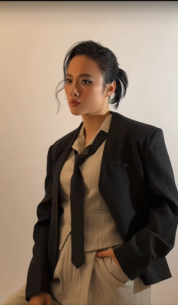 Angela Phương Trinh gây hú hồn khi đổi style nam tính