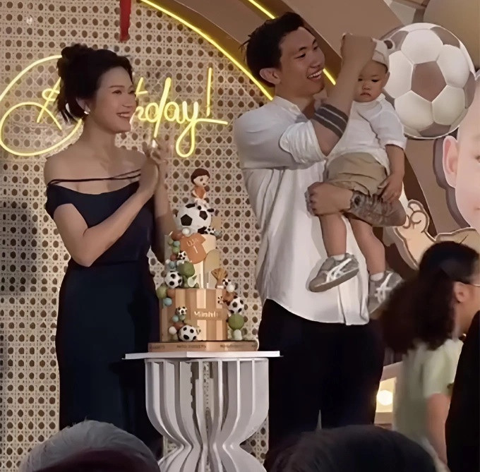 Chu Thanh Huyền lộ diện sau ồn ào trốn thuế sắc vóc ra sao khi so kè Doãn Hải My