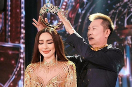 Thùy Tiên có động thái lạ sau khi bị công ty chủ quản đối xử phũ