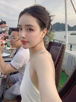 Em gái Mai Phương Thúy lột xác ngoạn mục, nhan sắc chẳng thua kém hoa hậu