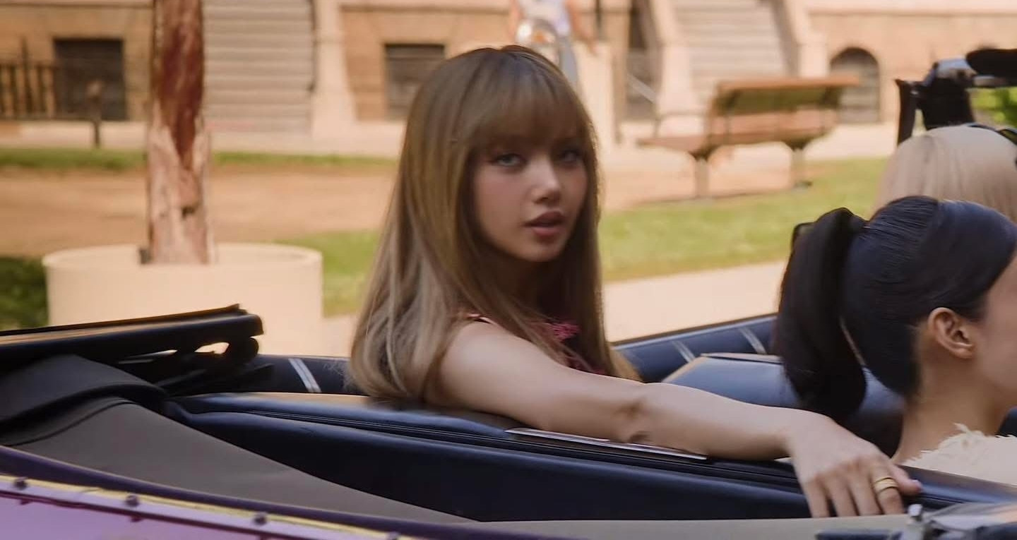 Lisa chỉ xuất hiện vài giây trong teaser mới, fan BLACKPINK phẫn nộ