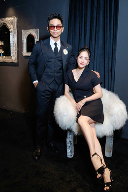 Khánh Thi, Phan Hiển đưa các con đi nghỉ hè, khán giả khen cả nhà đẹp như tranh