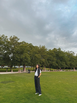 Tăng Thanh Hà và ông xã Louis Nguyễn tình tứ ở Mỹ như lúc mới yêu