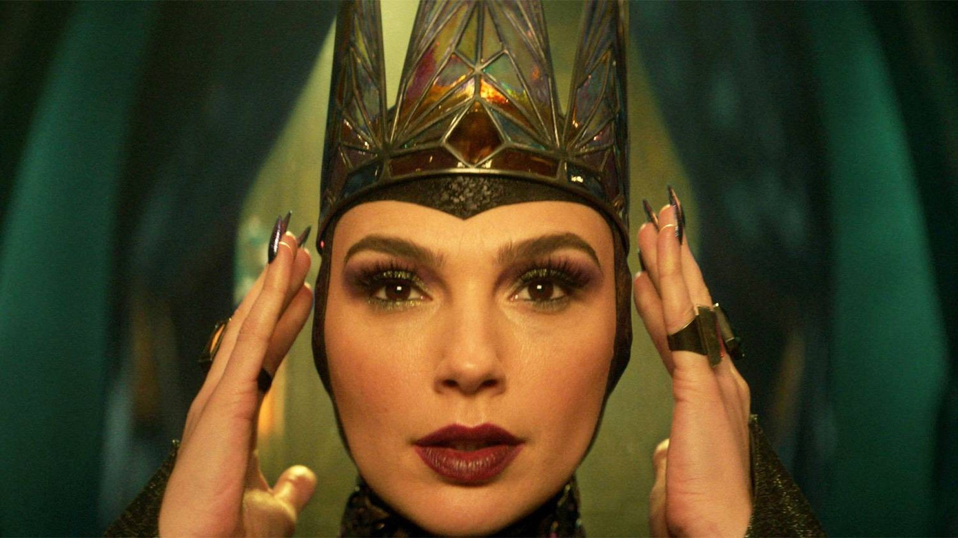 Hoàng hậu độc ác lên tiếng