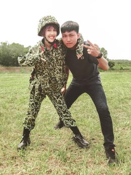 Rò rỉ tin nhắn lộ thái độ khó đỡ Hậu Hoàng khi nhìn Mũi trưởng Long ...