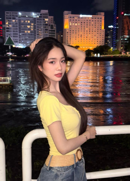 Không phải O Hồng, dân mạng tìm ra O Linh mới là hậu phương của anh Bình Mưa Đỏ